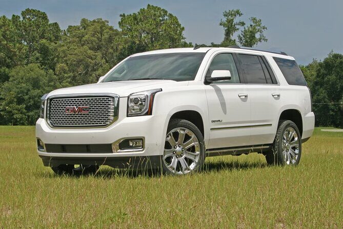 Luxury White Glove Chauffeur & Limo Service in Grand Cayman - The Experience Breakdown