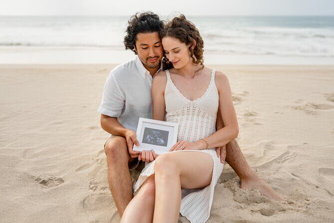 Maternity Photoshoot at the Beach - The Sum Up