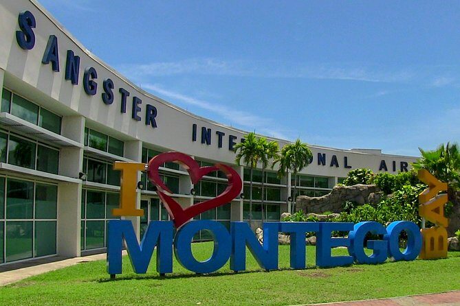 MBJ Airport Transfer To Ocho Rios Villa's - What Makes It a Good Value?