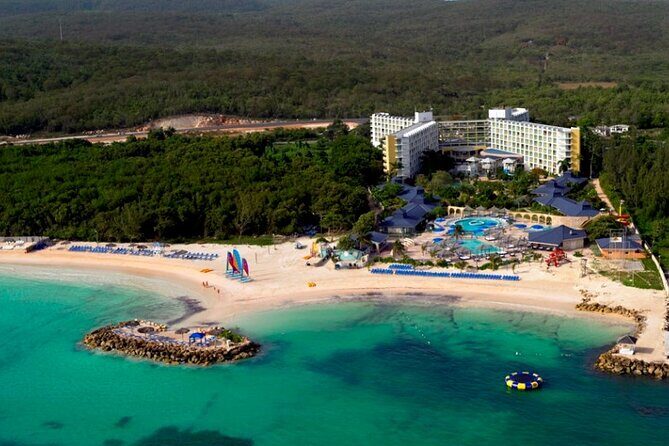 Montego Bay Airport Ja (MBJ) to Hotels in Montego Bay or Falmouth - Why This Transfer Offers Great Value