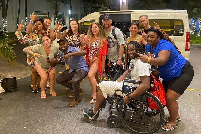 Montego Bay Airport Transfer to/from Resorts in Montego Bay - The Drive from the Airport: An Introduction to Jamaica