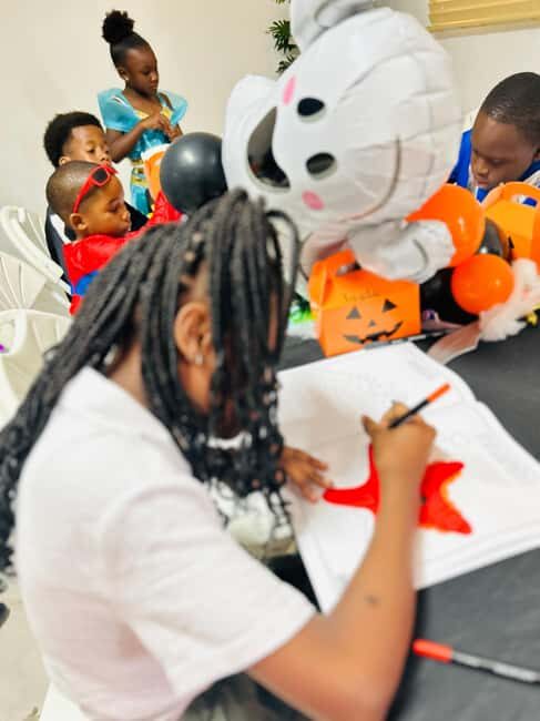 Nassau: Bahamian Straw Doll Experience - The Meeting Point