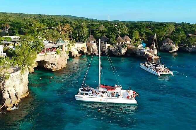 Negril Catamaran Morning Sail with Snorkeling & Pirates Cave - The Experience in Detail