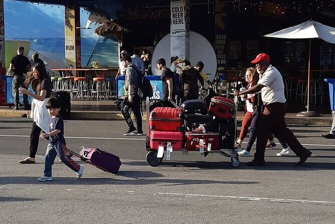 Ocho Rios Hotels Private Airport Transfer - The Vehicle and Comfort