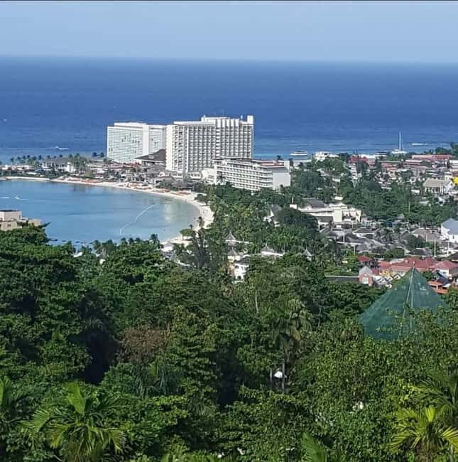 Ocho Rios: Sightseeing& Beach With stops for Lunch& Shopping - Analyzing the Value