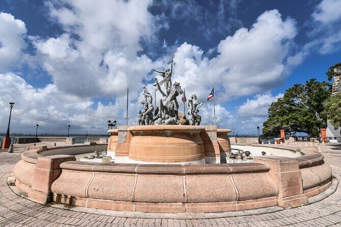 Old San Juan Deluxe Walking Tour - Guides: Knowledge and Personality Matter