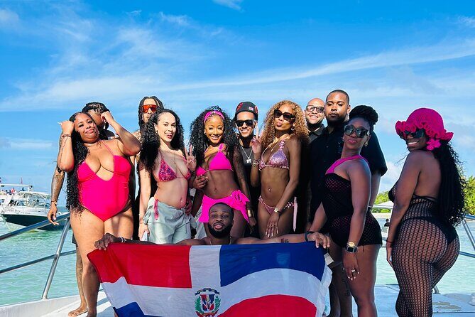 Party Boat Punta Cana Public or Private and Open Bar - Meeting Point and Logistics
