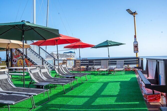 Poko Loko Floating Bar: Island Chill - What to Expect from the Island Chill Tour