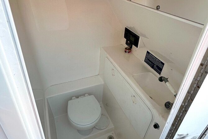 Private 4-Hour Rose Island charter Snorkeling Turtles & Beaching - The Flexibility That Matters