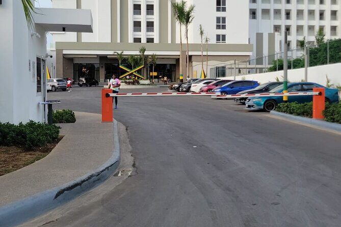 Private Airport Transfer Riu Aquarelle & Excellence Oyster Bay - The Value for Money