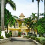 Private Airport Transfer to SeaGarden Beach Resort - Meeting Points and Logistics