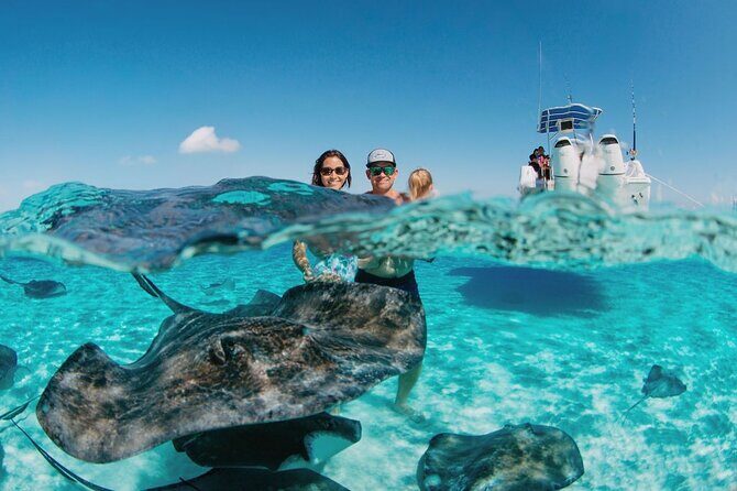 Private Boat Charter Snorkeling Stingray City or Bio Bay - What’s Included and What to Consider