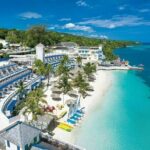 Private Montego Bay Airport Transfers to Hotels in Ocho Rios - Who Should Consider This Service?