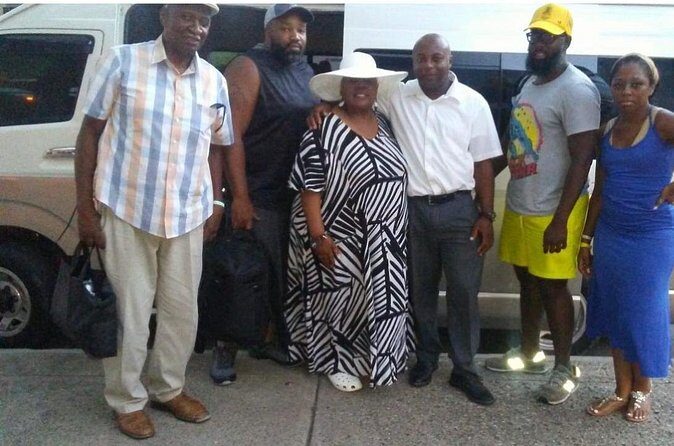 Private Sangster Intl Airport to Riu Palace Aquarelle - Roundtrip - Who Should Consider This Transfer?