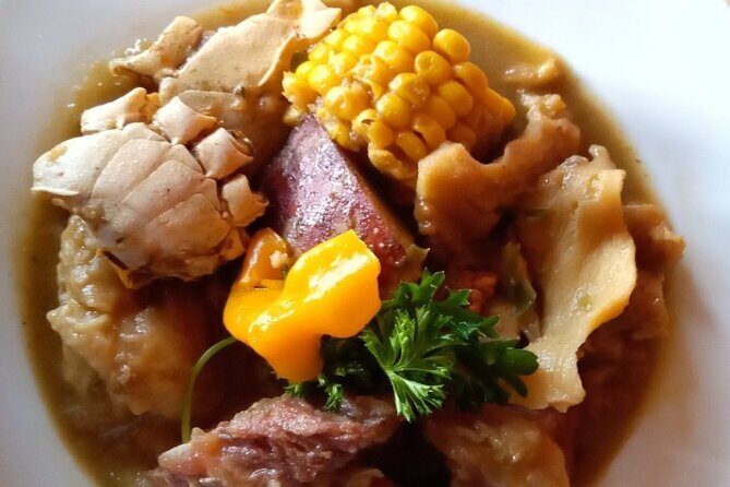 Private Sightseeing in Fort Montagu with Crab and Seafood meal - Exploring Nassau’s Local Life and Attractions