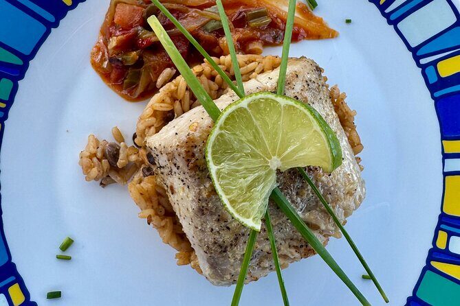 Private Sunset Dinner Cruise in Bonaire w/ Sailing & Snorkeling - The value and who its for