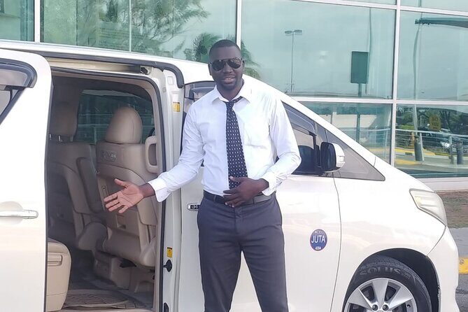 Private Transfer From Norman Manley Airport to Kingston one way - The Meeting Point: Convenience and Clarity