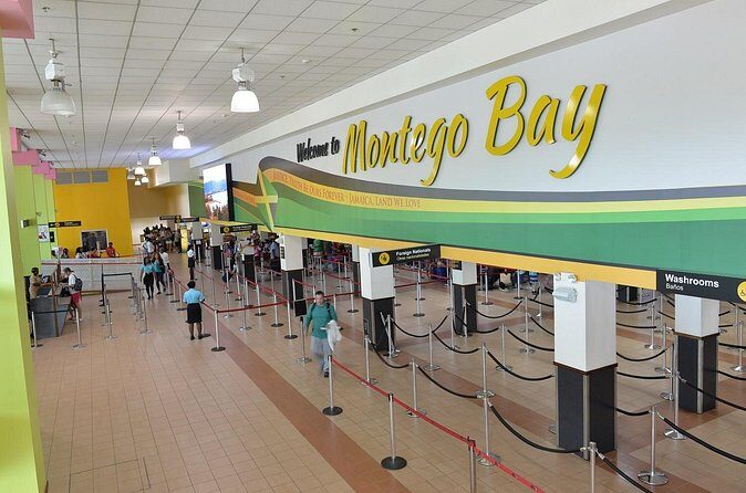 Private Transfer to Royal Decameron Cornwall Beach/Montego Beach - Who Will Love This Service?