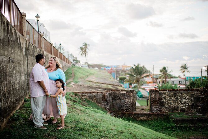 Private Vacation Photo Session with Local Photographer in San Juan - Who Should Consider This Experience?