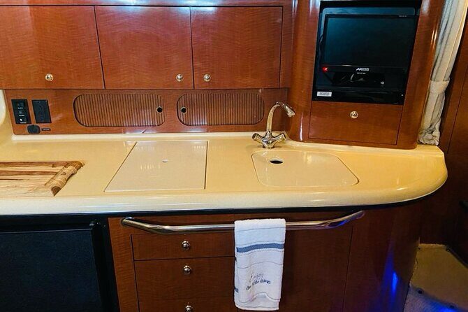 Private VIP Yacht in Punta Cana - The Value Proposition: Is It Worth It?