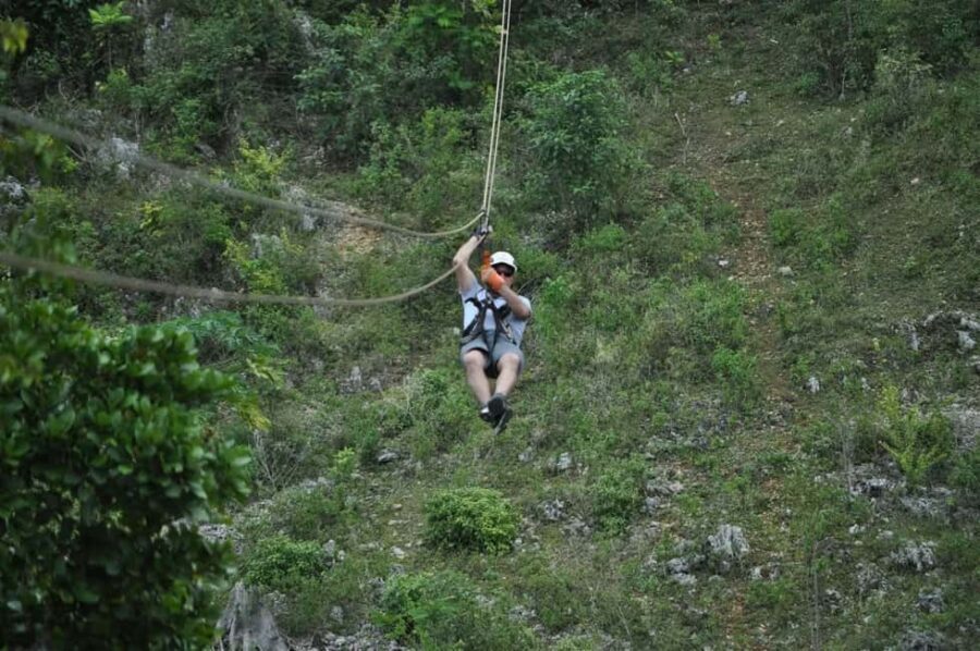 Puerto Plata: 27 Charco Damajagua, Zipline, and Typical Buffet Lunch - Transportation and Group Size