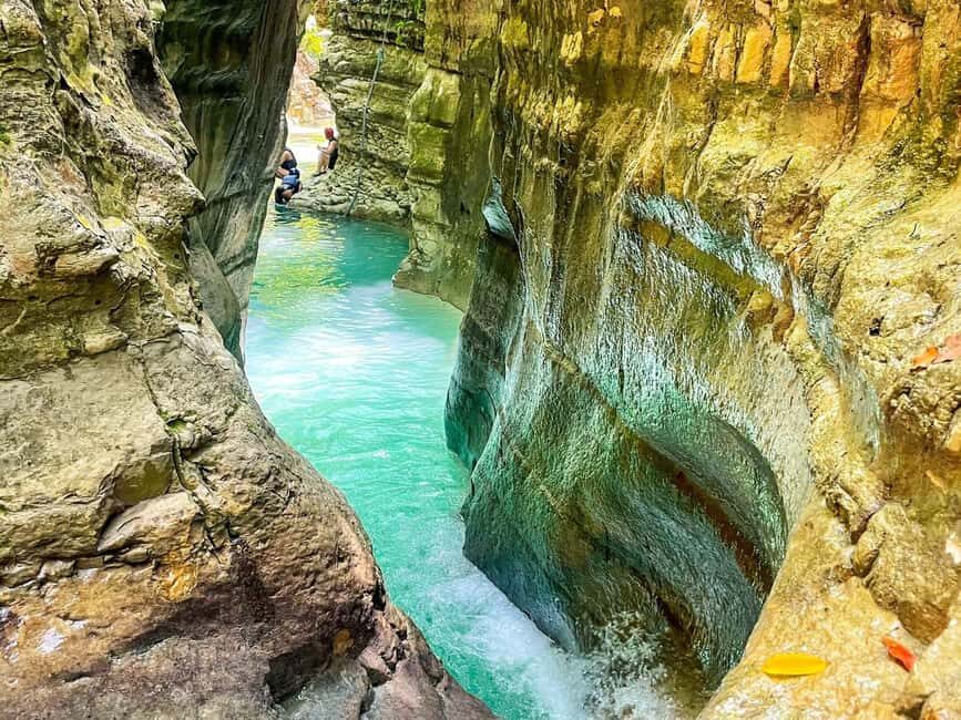 Puerto Plata: Damajagua Waterfalls Canyoning & Cocktail - The Main Event: Exploring the Limestone Canyons