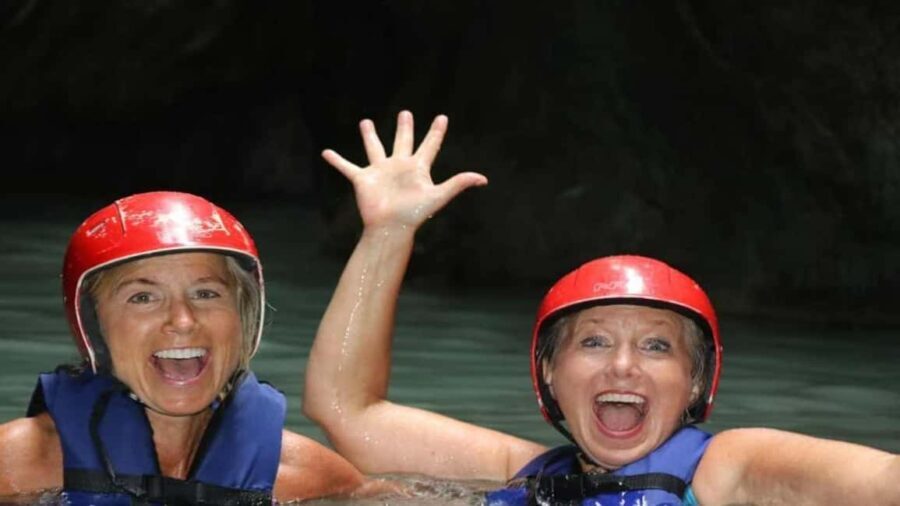 Puerto Plata: Tour of the Damajagua Waterfalls with Lunch - The Cultural Touch: Dominican Lunch and Chocolate