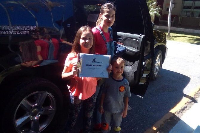 Punta Cana Airport to ALL RIU RESORTS in PUNTA CANA R/T - Arrival Experience: From Plane to Resort