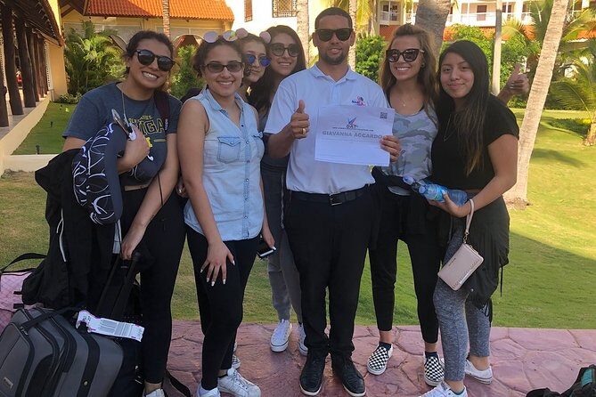 Punta Cana Airport to DREAMS FLORA RESORT in PUNTA CANA R/T - Who Should Choose This Transfer?