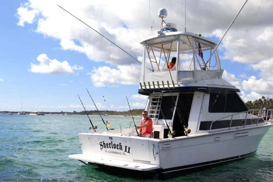 Punta Cana offshore private fishing charter "Sherlock" 39 ' - Why This Tour Offers Good Value and Authenticity