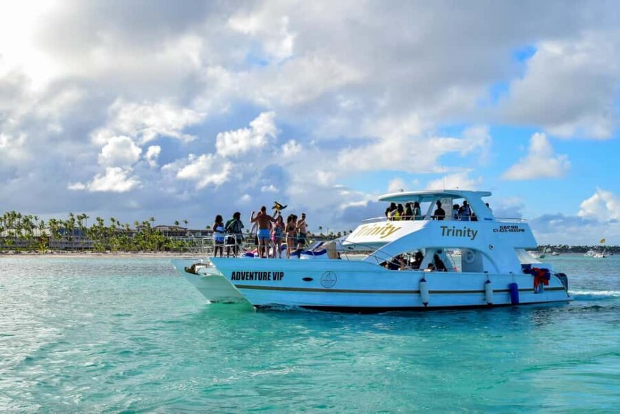 Punta Cana Party Boat (Adults only) - The Best of the Punta Cana Party Boat Experience