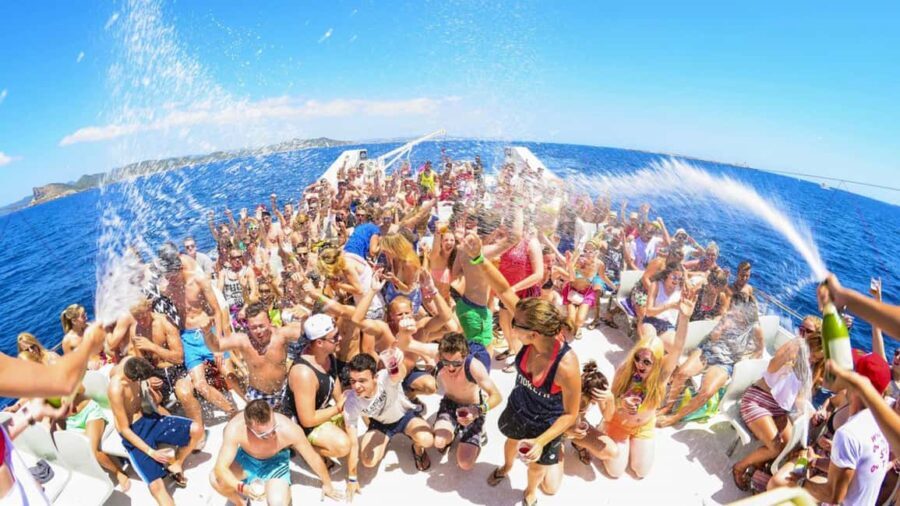 Punta Cana Party boat (Only Adult) - The Sum Up: Is It Worth It?