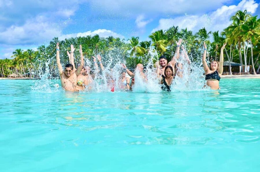 Punta Cana: Saona island Catamaran Deluxe - Who Should Consider This Tour?