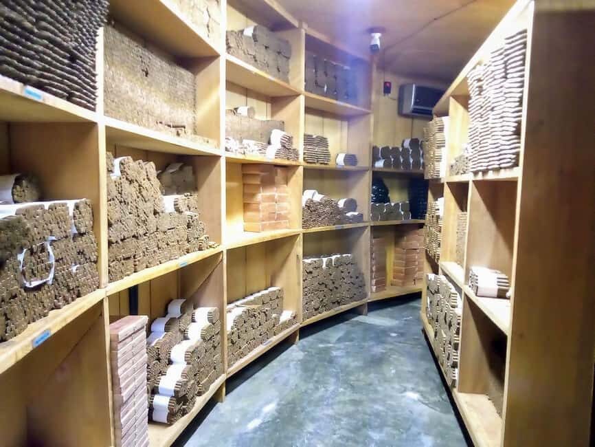 Punta Cana: Shopping Tour In Don Lucas Cigar Factory - What Makes This Tour Special