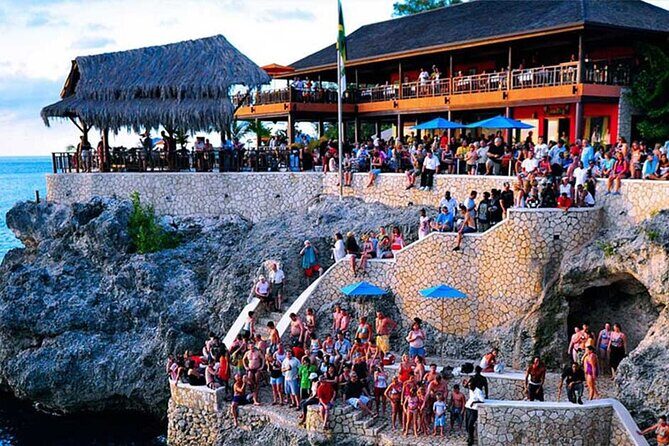 Ricks Café and 7 mile Beach tour from Montego Bay - What Makes This Tour Stand Out?