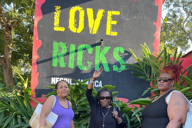 Ricks Cafe Sunset and cliff jumping Private Tour - How the Experience Feels for Travelers