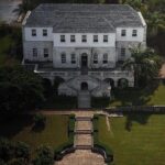 Rose Hall Great House and Scotchies Private Tour from Montegobay - Scotchies: A Taste of Jamaica’s Jerk Culture