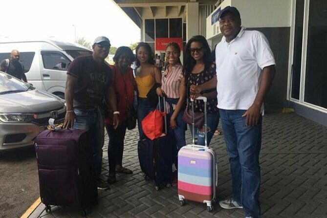 Round-trip Airport Transfer to Grand Palladium Resort & Spa - The Experience in Practice: How It Plays Out