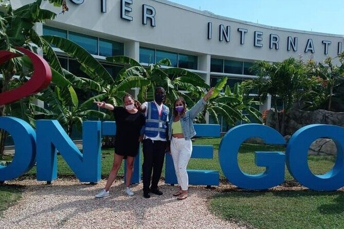 Round-Trip or Direct Private Airport Transfer to Lucea Resorts - A Closer Look at the Transfers to Lucea