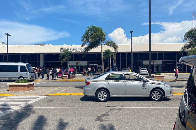 Roundtrip MBJ Airport Transportation to Montego Bay Hotels - Pricing and Value