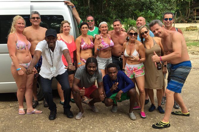 Roundtrip Private Shuttle from Ocho Rios to Blue Hole and Back - A Closer Look at the Experience