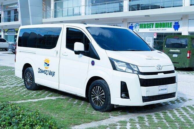 Santo Domingo Airport transfer to your hotel in Punta Cana - Meeting and Pickup Details