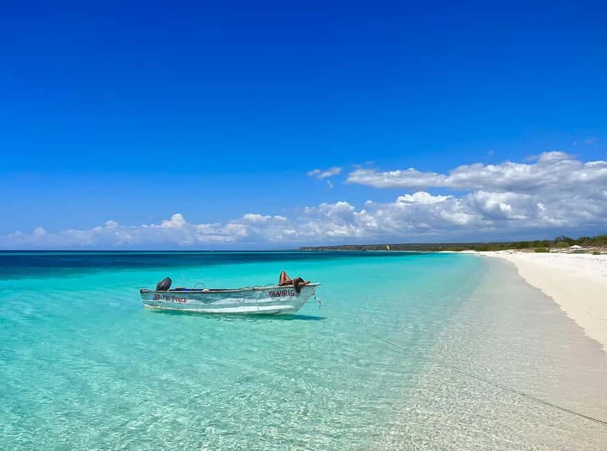 Santo Domingo: Bahía de las Águilas Private Day Trip - The Coastal Scenic Drive & Landmarks