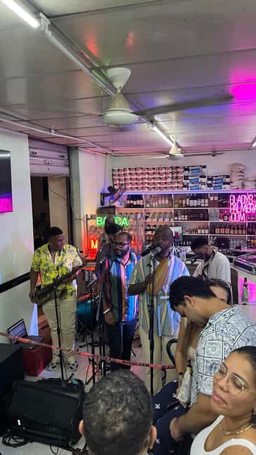 Santo Domingo: Nightlife, Rhythm, Culture Tour with Locals - Bar Hopping in Zona Colonial