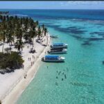 Saona Triple Paradise Experience - Food and Drinks: A Relaxed Lunch