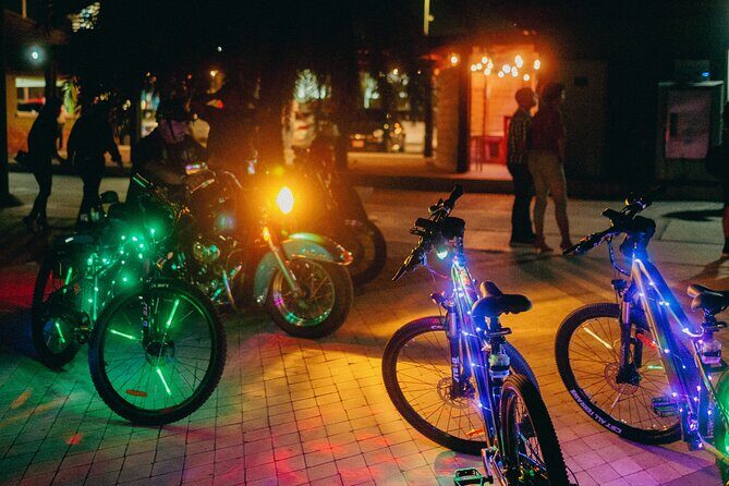 Semi-Private Christmas Edition Twilight Glow E-Bike Oranjestad - In-Depth Itinerary Breakdown: What to Expect at Each Stop