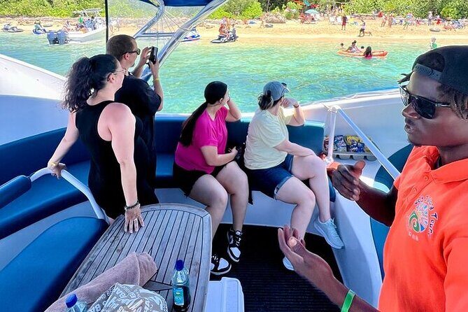 Semi Submersive Glass Bottom Boat Eco Tour in Paradise Island Bahamas - The Sum Up