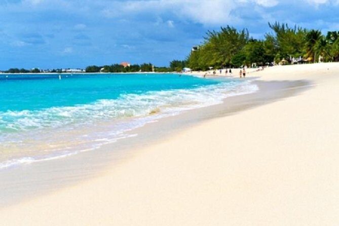 Seven Mile Beach Getaway - Authentic Traveler Insights