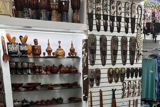 Shopping or souvenirs in Plaza Bávaro - Real Traveler Feedback