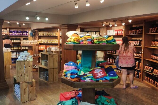 Shopping Tour In Don Lucas Cigar Factory, Rum tasting, Cocoa factory, Souvenirs - What the Reviews Say